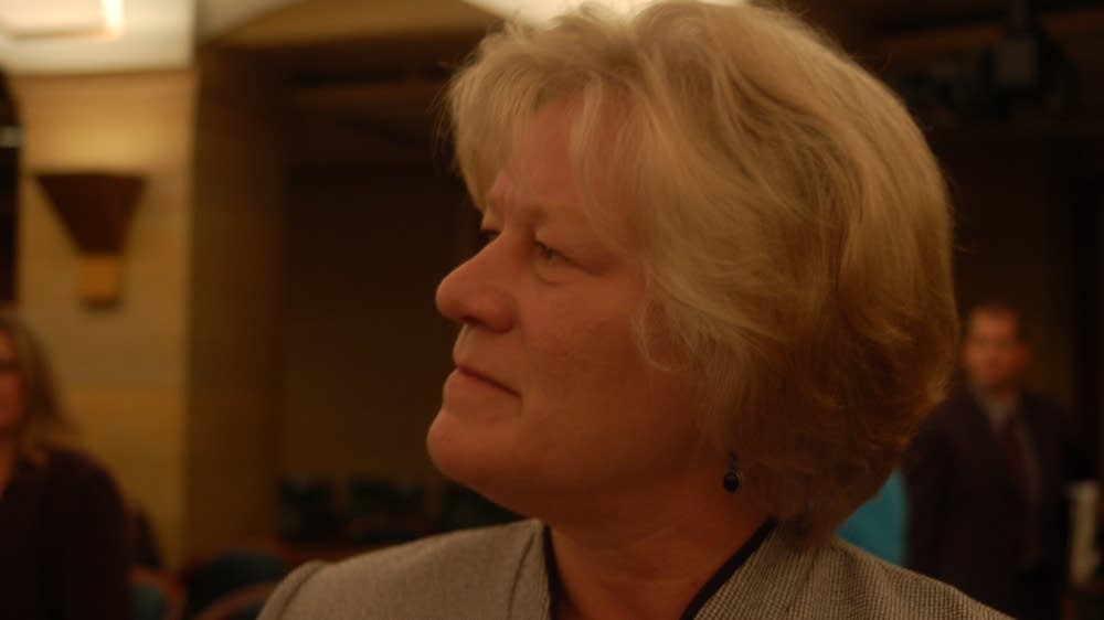 Lawmakers turn up heat on MnDOT's financial problems | MPR News