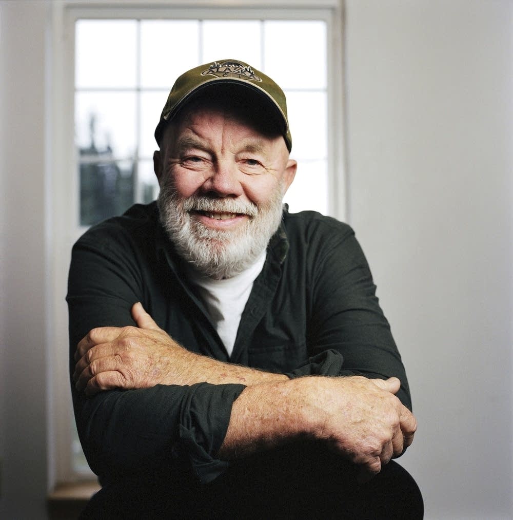 Acclaimed Minnesota author Gary Paulsen dies at 82 | MPR News