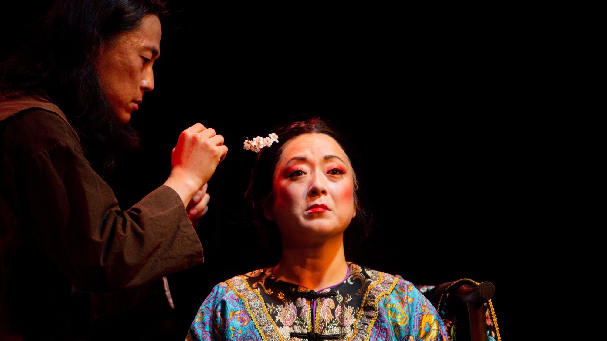 Review: Portraits of women: 'The Chinese Lady' and 'Mary’s Wondrous ...