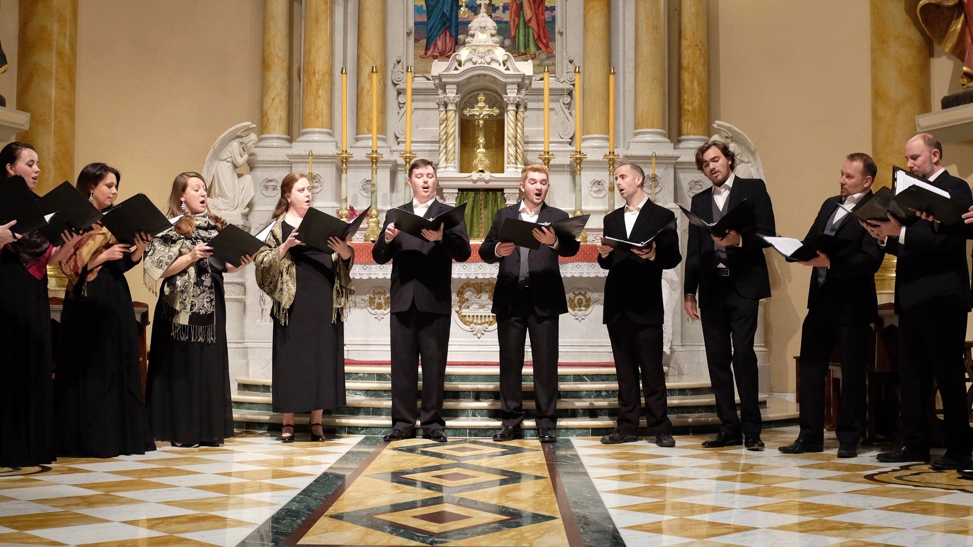 The Rose Ensemble: Lost in a Masqueray