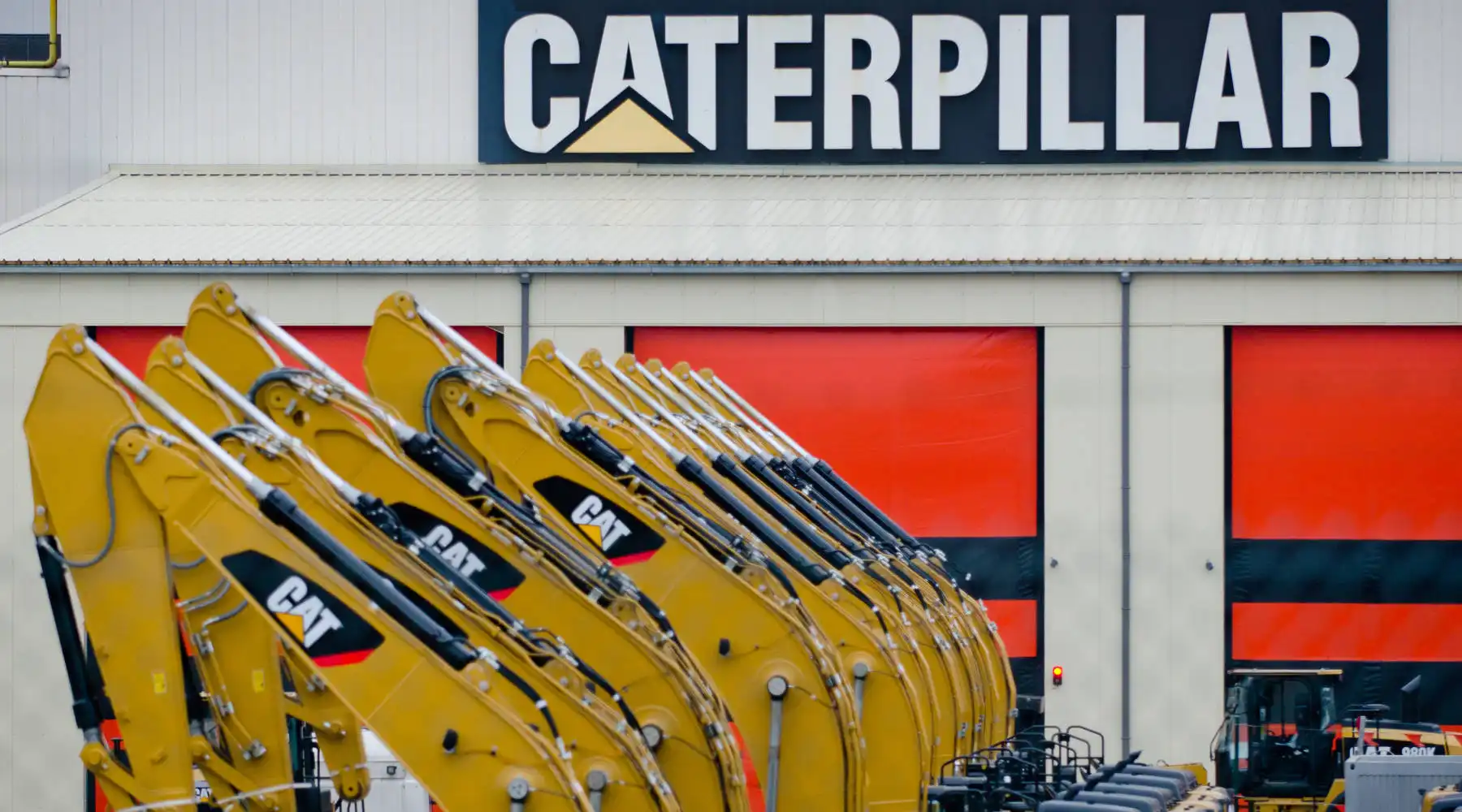 PODCAST: Caterpillar shrinks, GDP grows