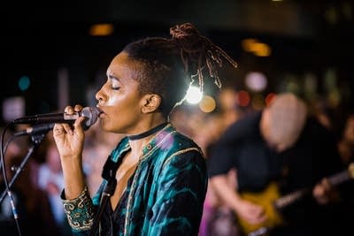 Listen to Minnesota musicians perform Prince hits outside First Avenue ...