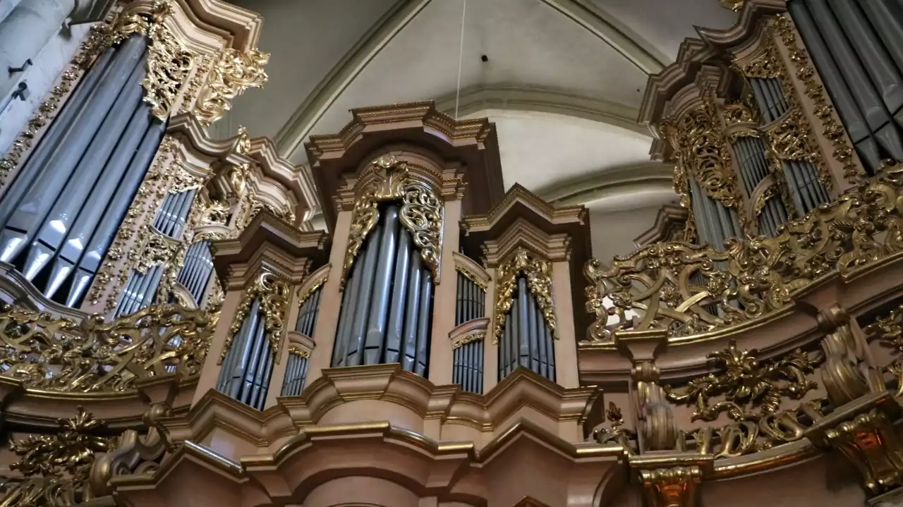 The King of Instruments (II) | Pipedreams