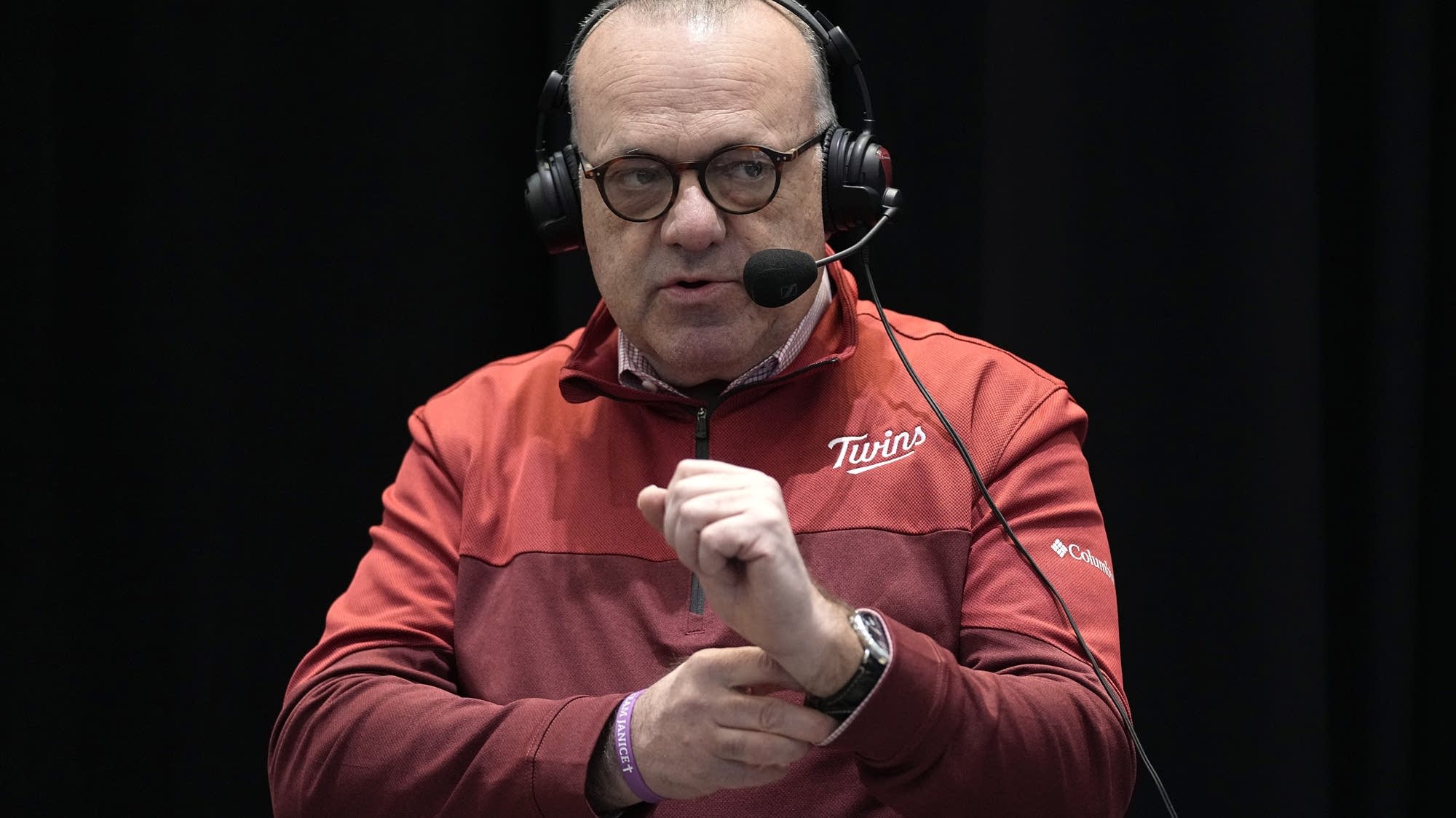 Minnesota Twins initiate front office transition with Falvey to ...