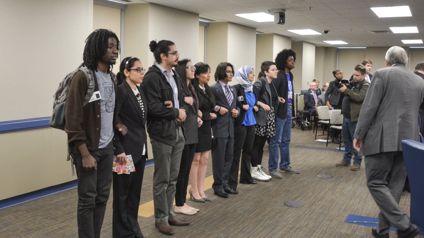 Undocumented students learning lessons from civil rights era | APM Reports