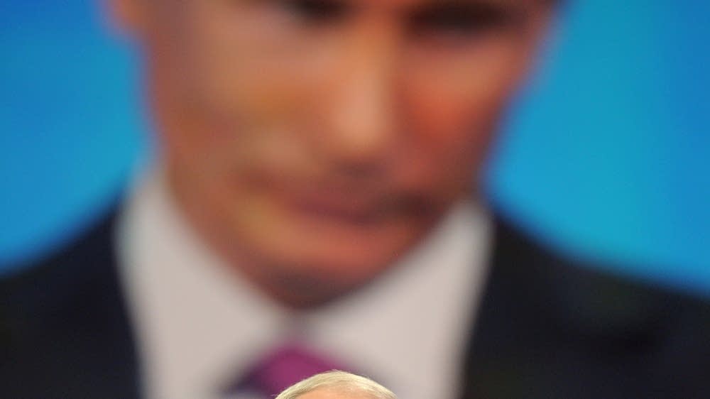 Putin to run for Russian presidency in 2012 | MPR News