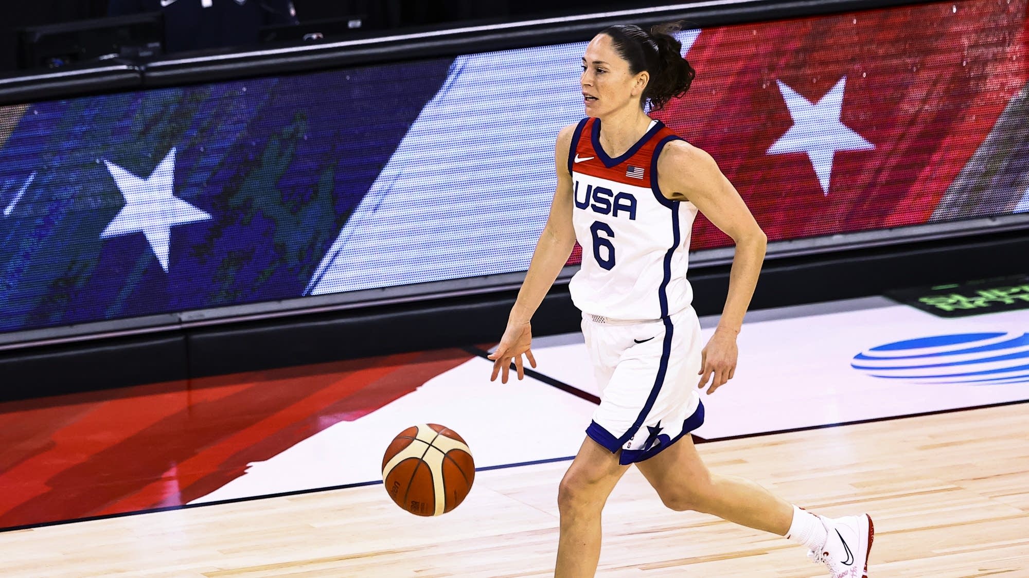 Bird, Alvarez chosen to carry U.S. flag at opening ceremony | MPR News