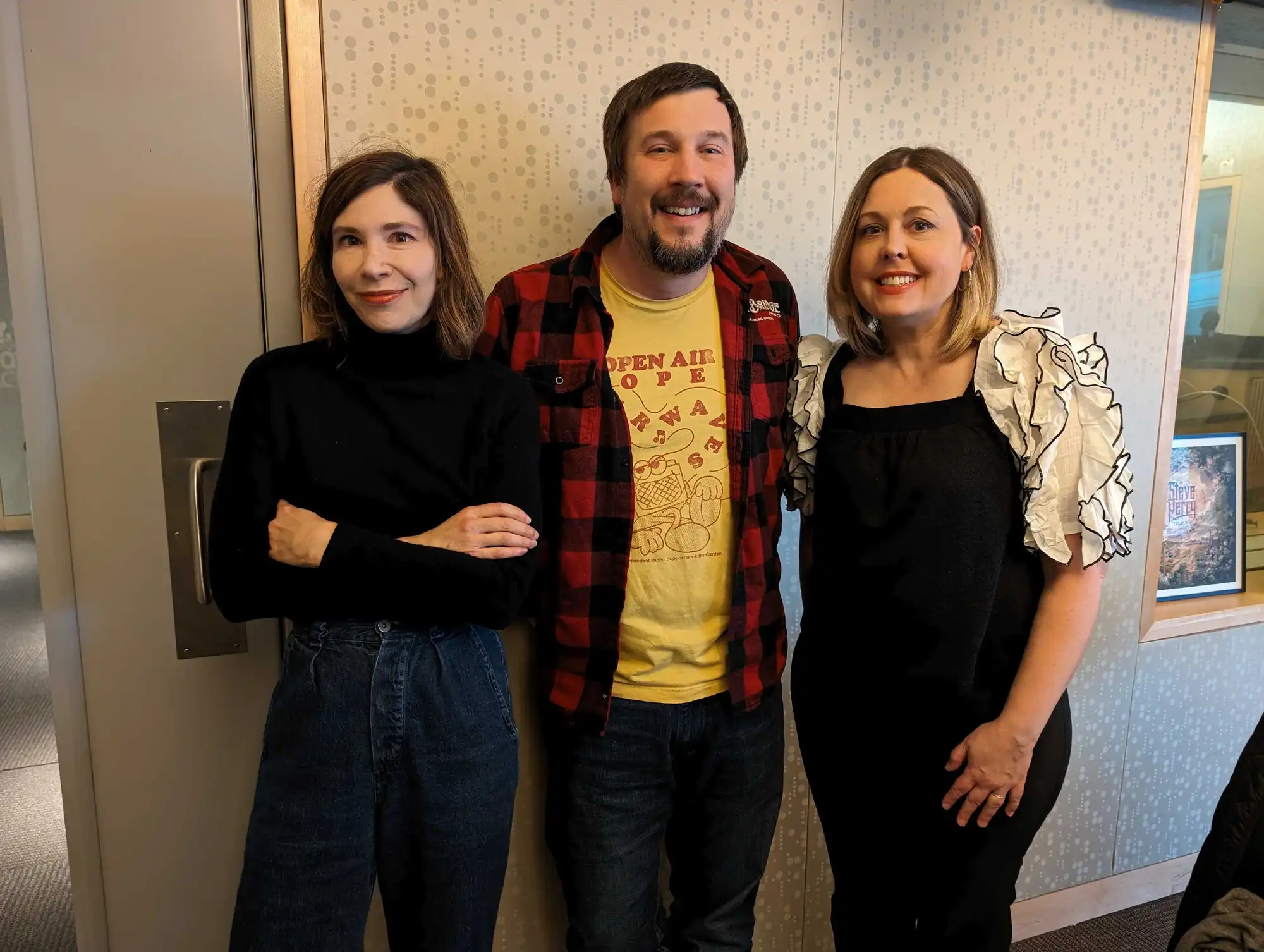 Carrie Brownstein and Corin Tucker of Sleater-Kinney chat with Mac Wilson