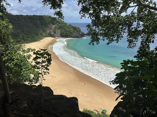 Brazil's Fernando de Noronha is installing 30,000 solar panels