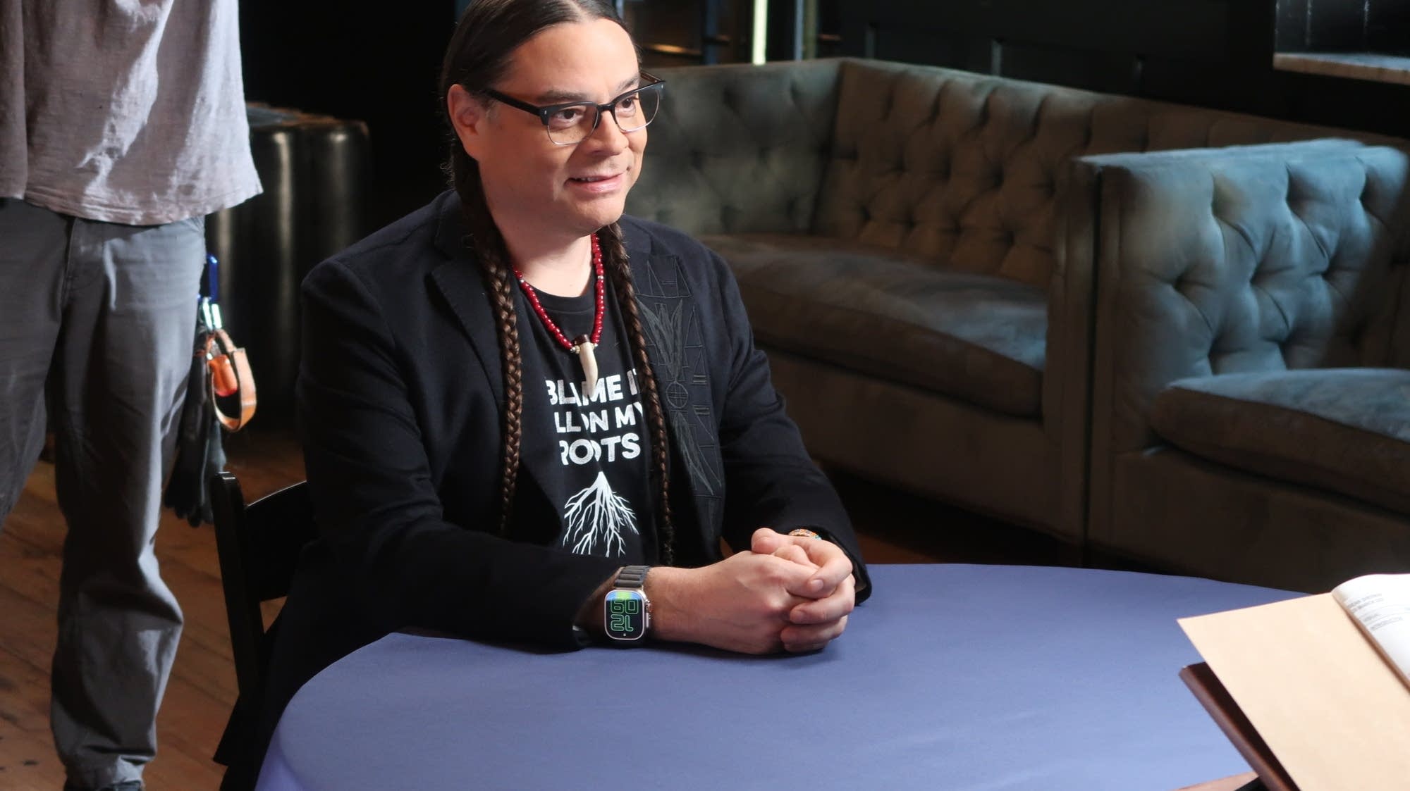 Sioux Chef Sean Sherman traces ancestry on PBS show ‘Finding Your Roots ...