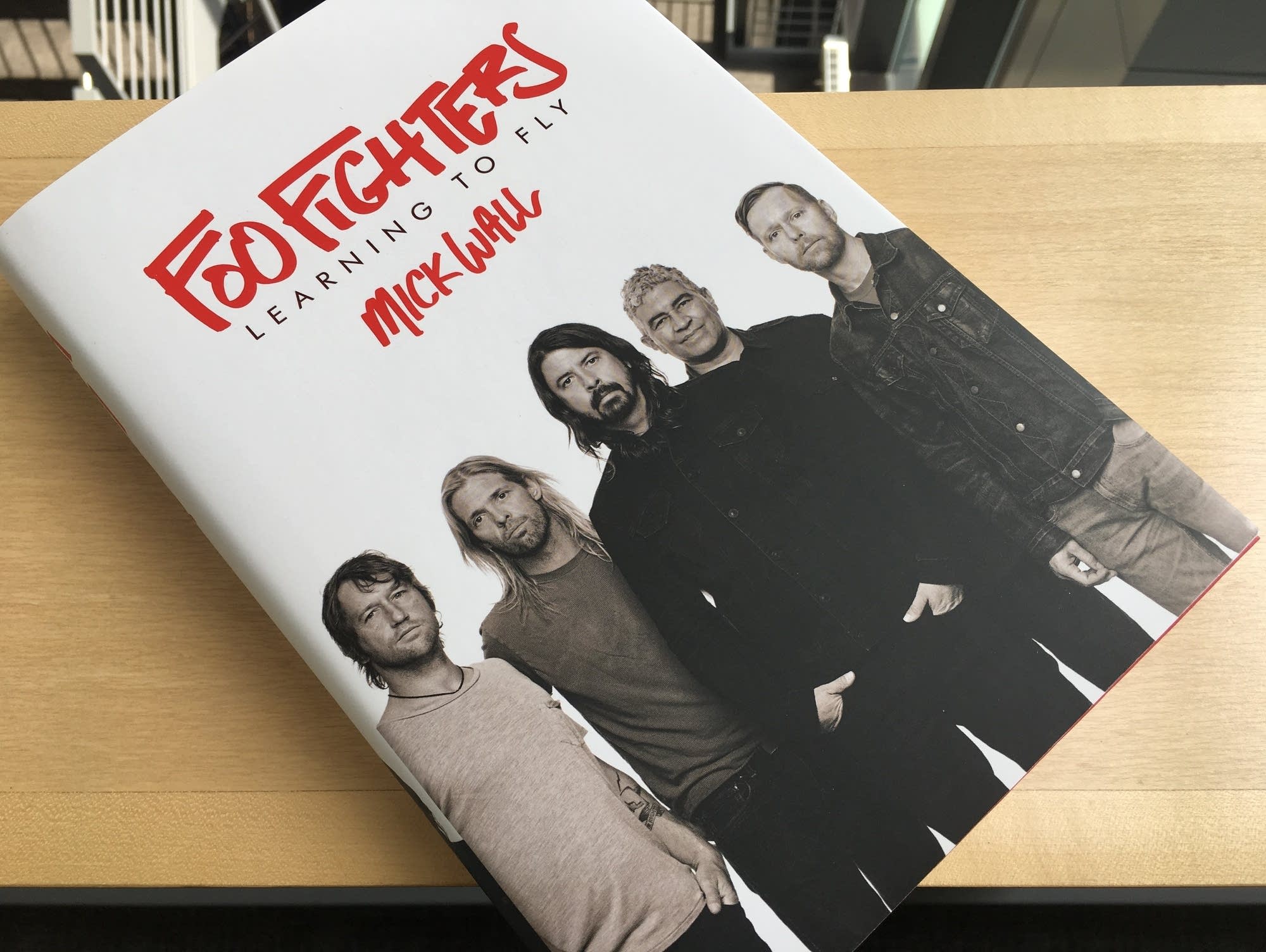 Rock and Roll Book Club: 'Foo Fighters: Learning to Fly'