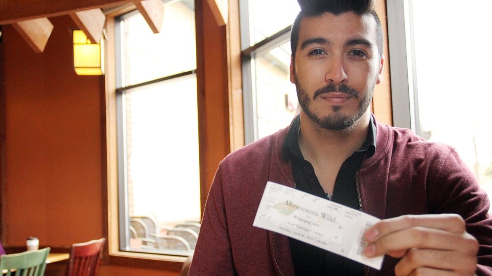 Cops warn Wild fans of fake e-tickets | MPR News