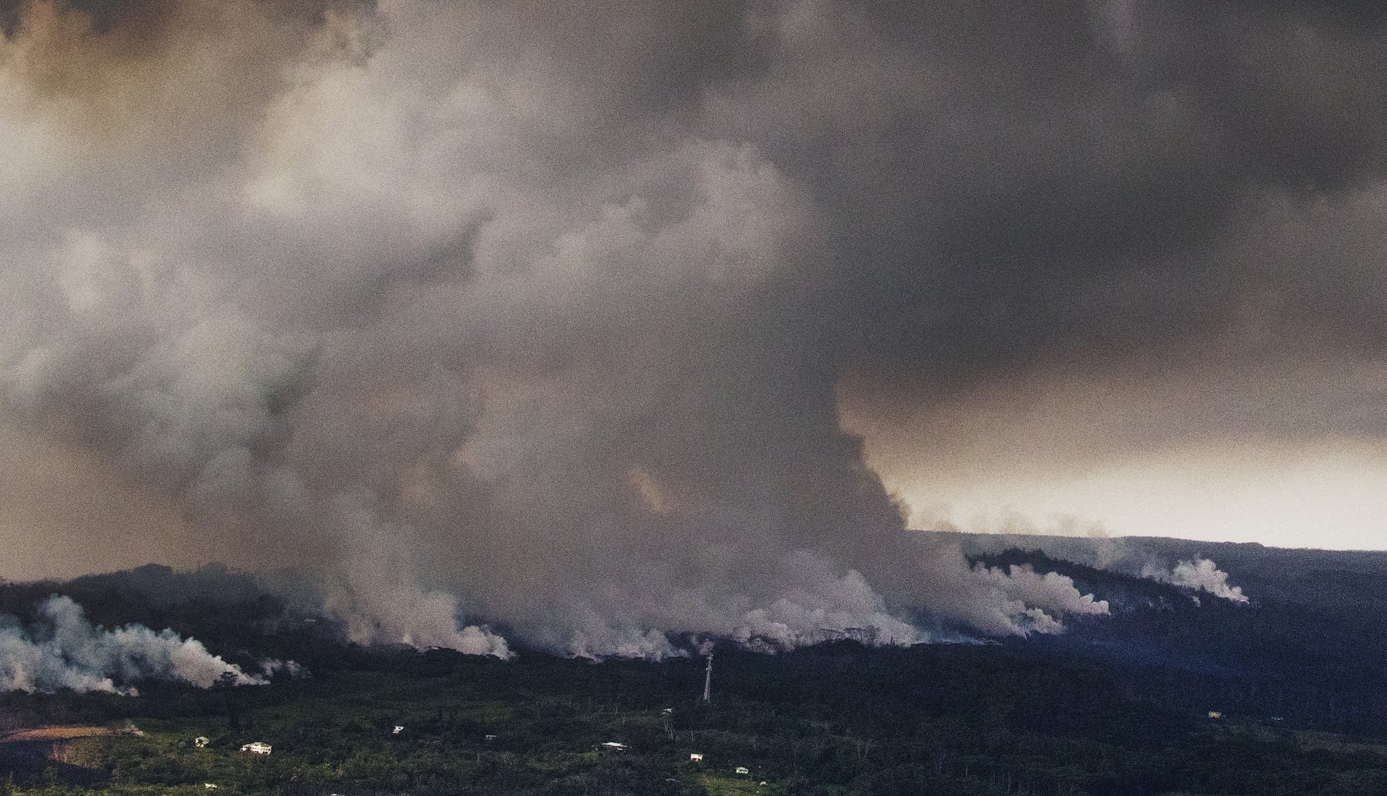 Hawaii volcano erupts anew, sends huge ash plume into sky | MPR News