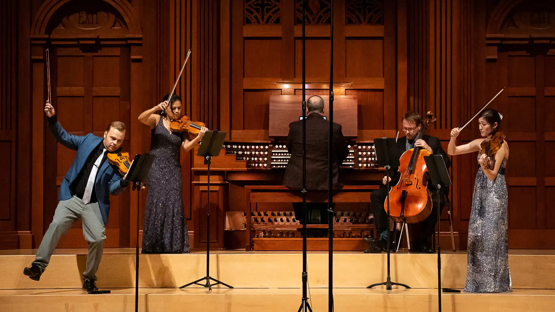 Wang Jie: The Night When You See Again