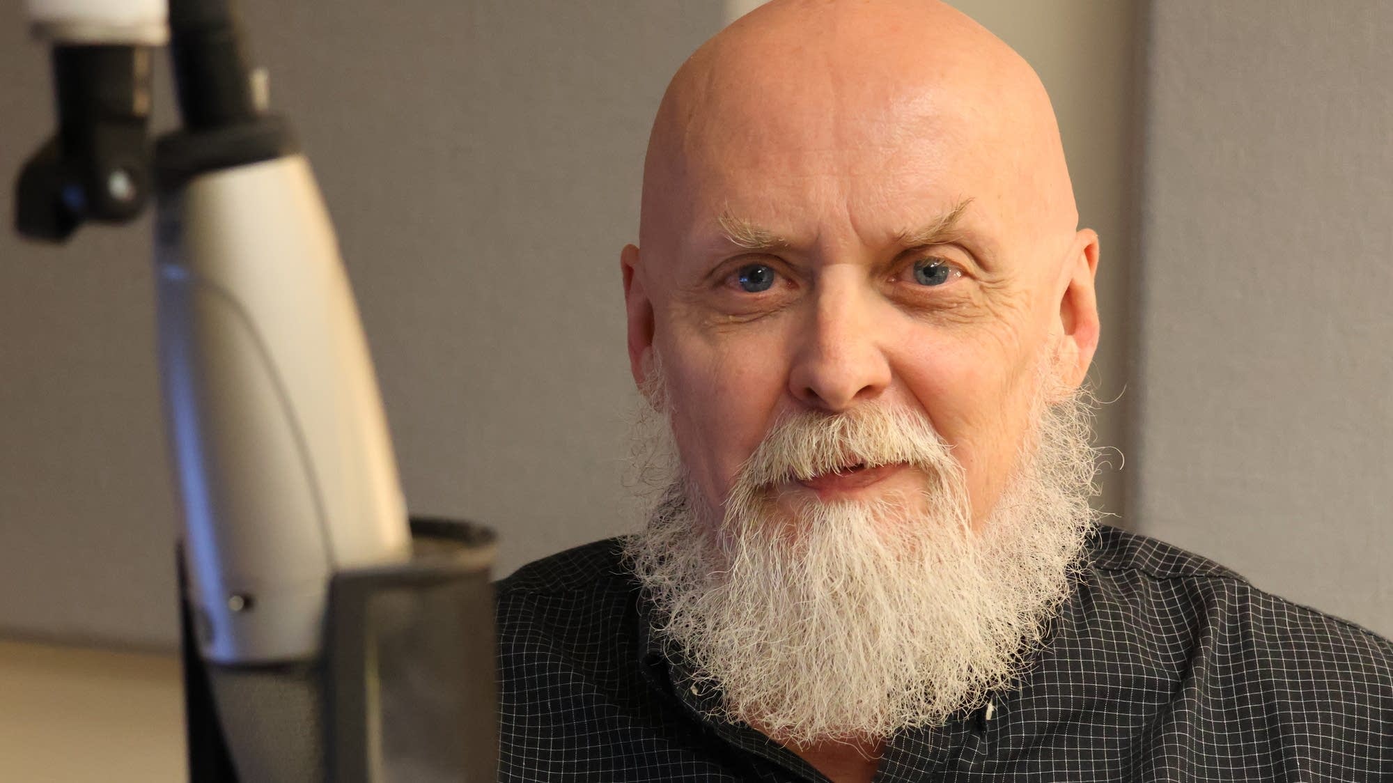 Dan Gunderson, longtime MPR journalist and master Minnesota storyteller ...