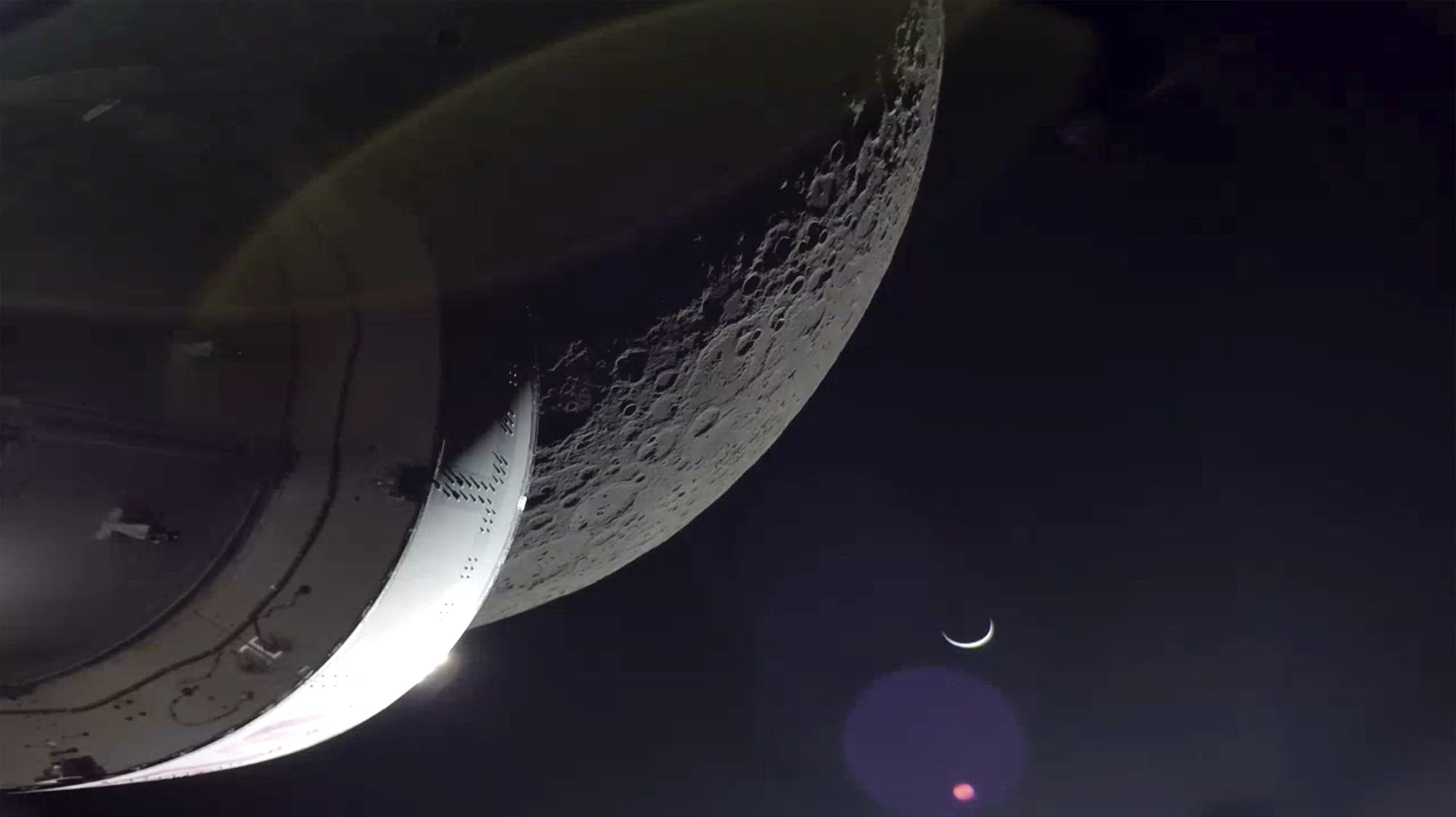 Nasas Orion Capsule Blazes Home From Test Flight To Moon Mpr News