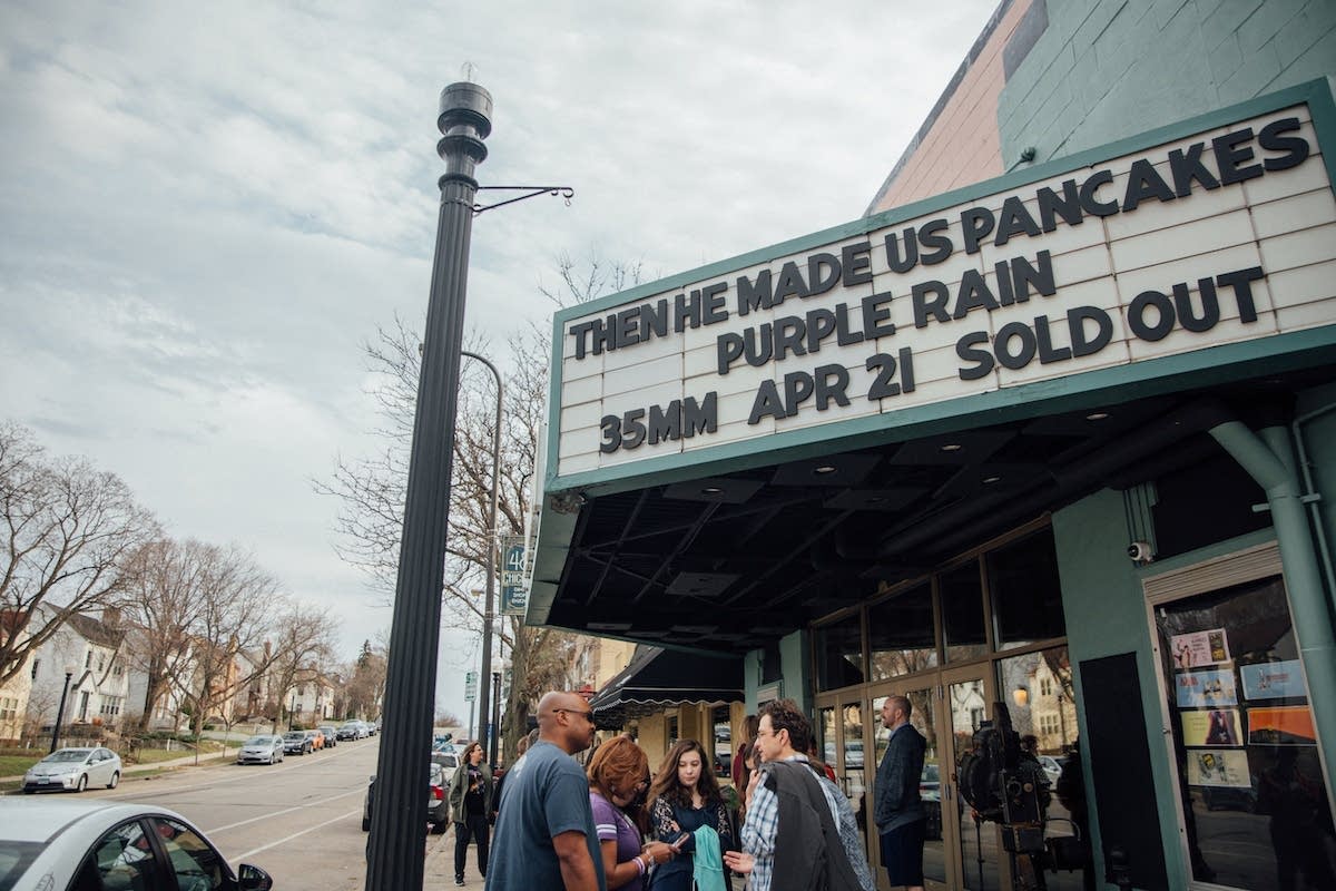 Fams remember Prince at Parkway Theater ‘Purple Rain’ screenings
