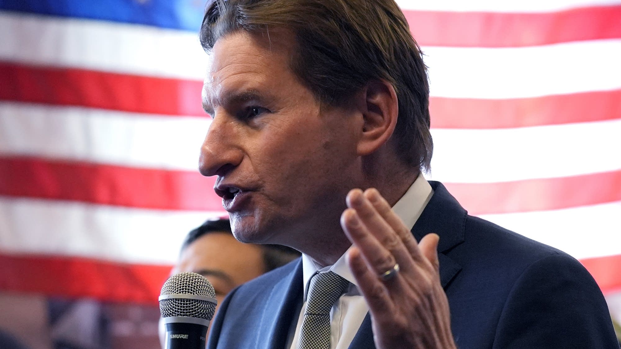 'Recovering' politician Dean Phillips: Walz right to abandon third term ...