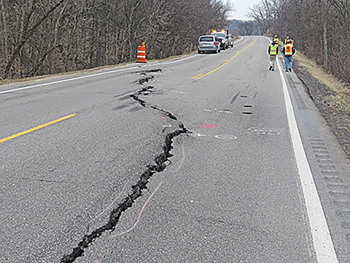 MnDOT seeking fix for Minnesota highway sliding down hillside | MPR News