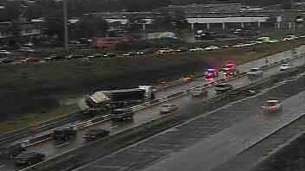 Heavy rain causes accidents, slows commute | MPR News