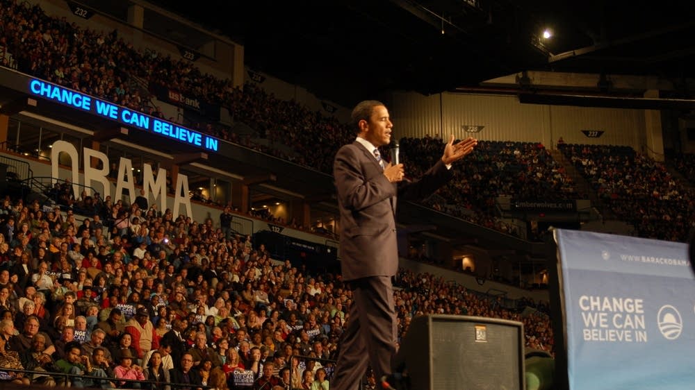 Thousands attend Obama rally in Minneapolis | MPR News