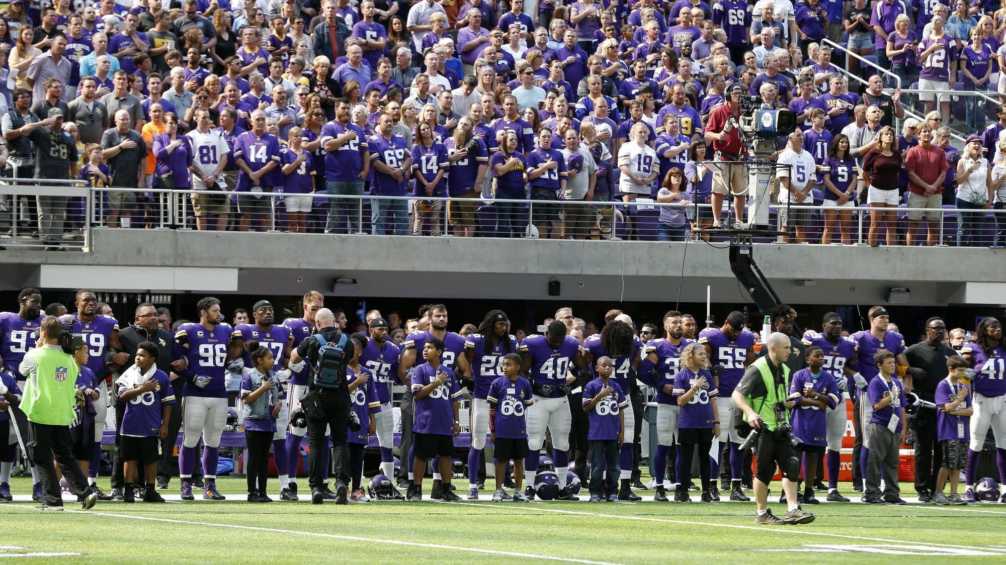 Zimmer proud Vikings didn't kneel last year | MPR News