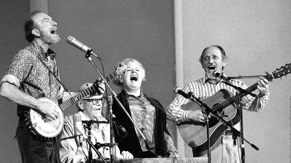 Ronnie Gilbert, member of folk quartet the Weavers, dies | MPR News