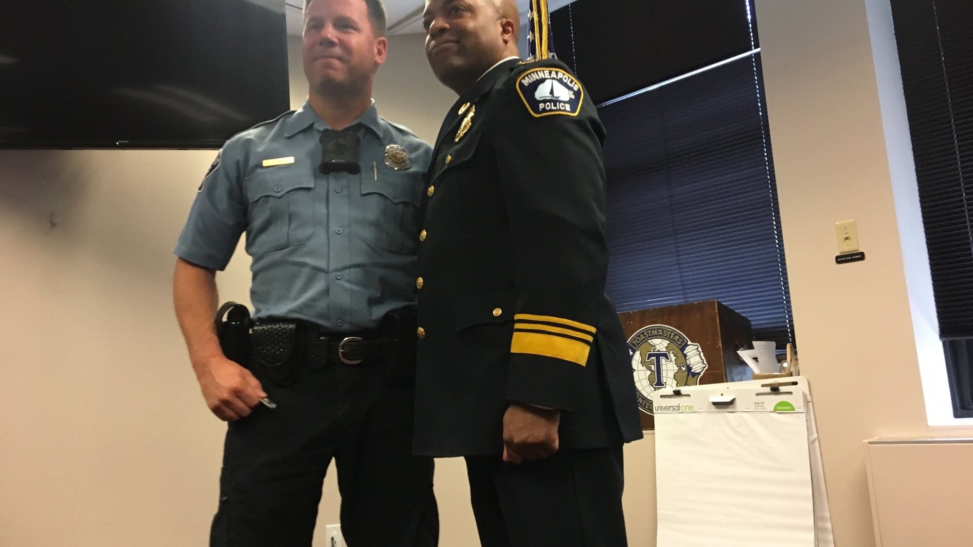 Minneapolis honors officers for saving lives | MPR News