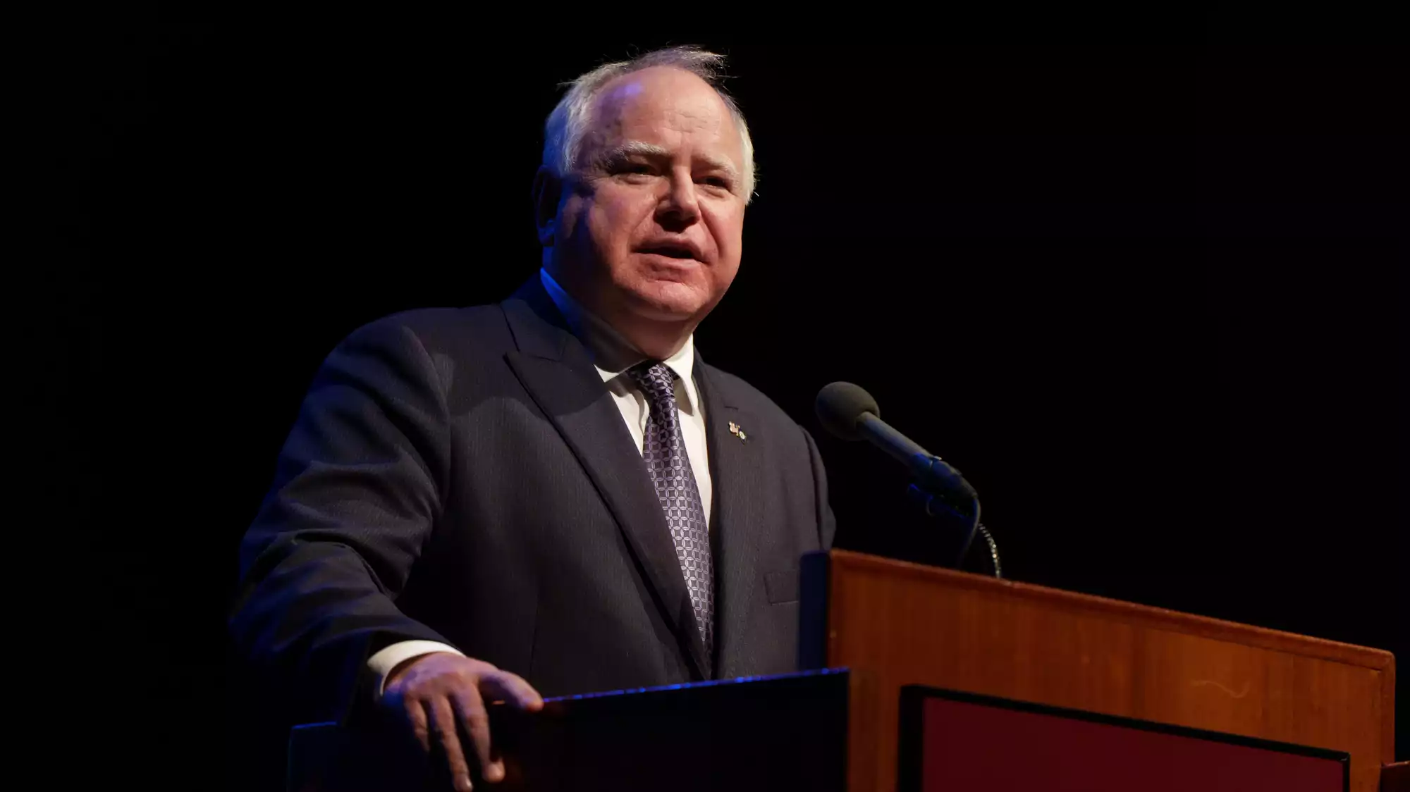 Walz unveils plan for Minnesota taxes — here's who will get a break ...