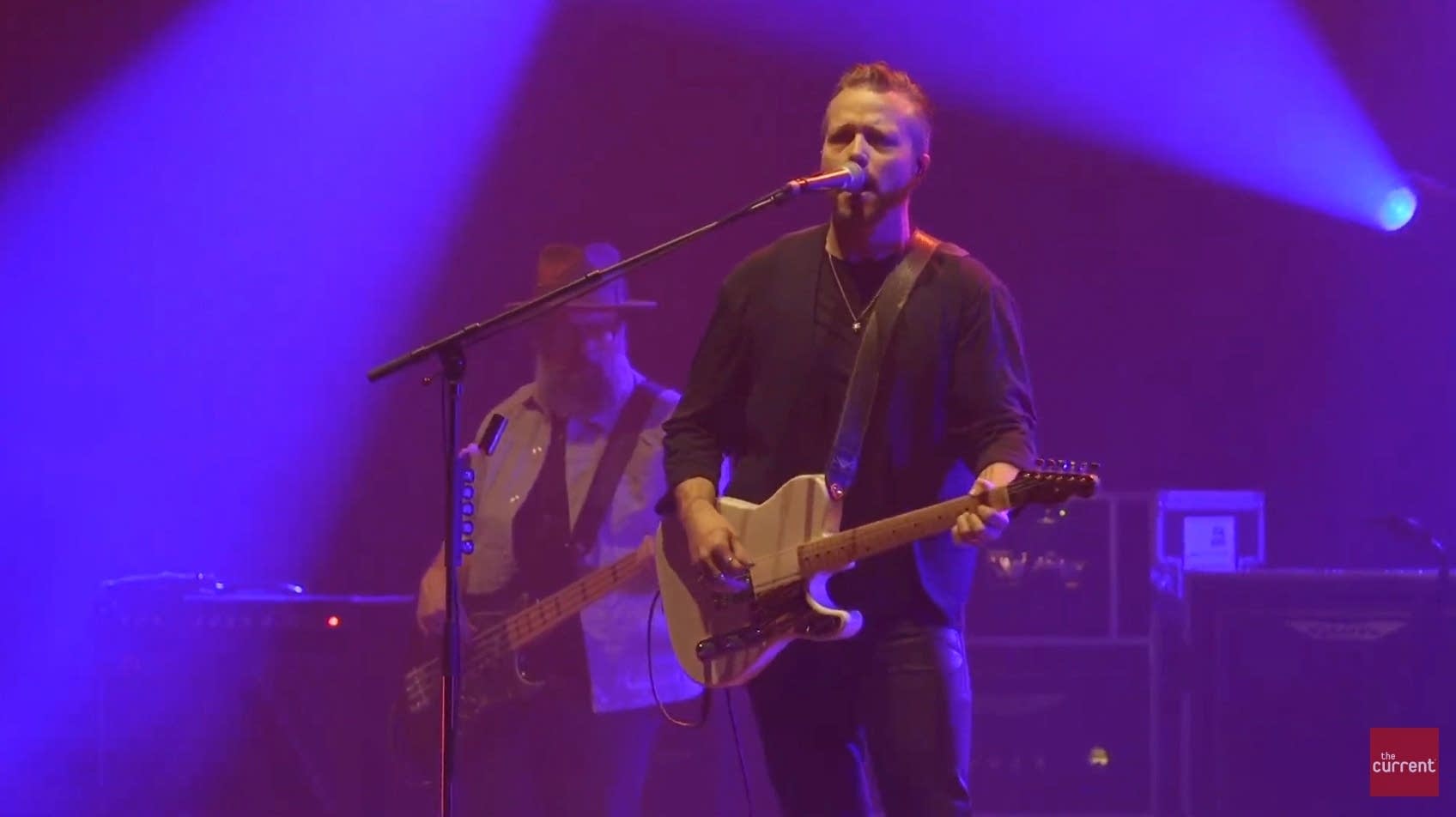 Watch Jason Isbell and the 400 Unit perform in concert in Minneapolis
