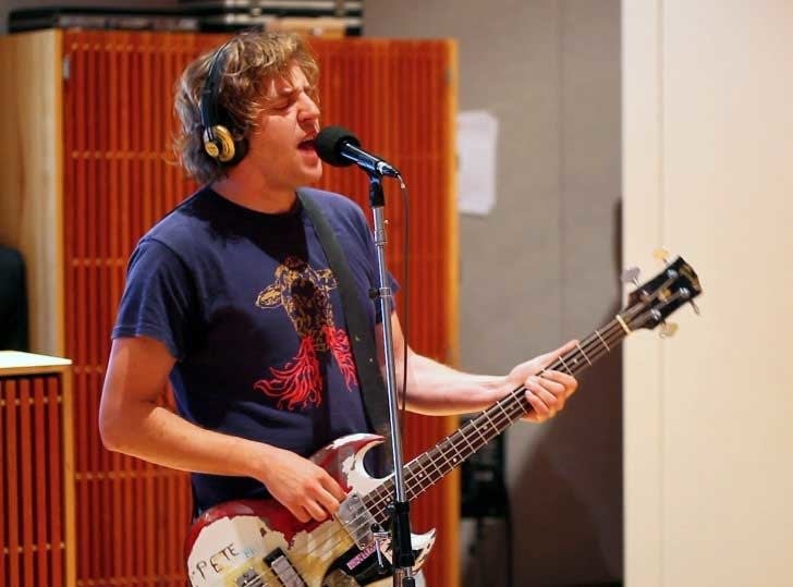 Double Bird performs in The Current studios