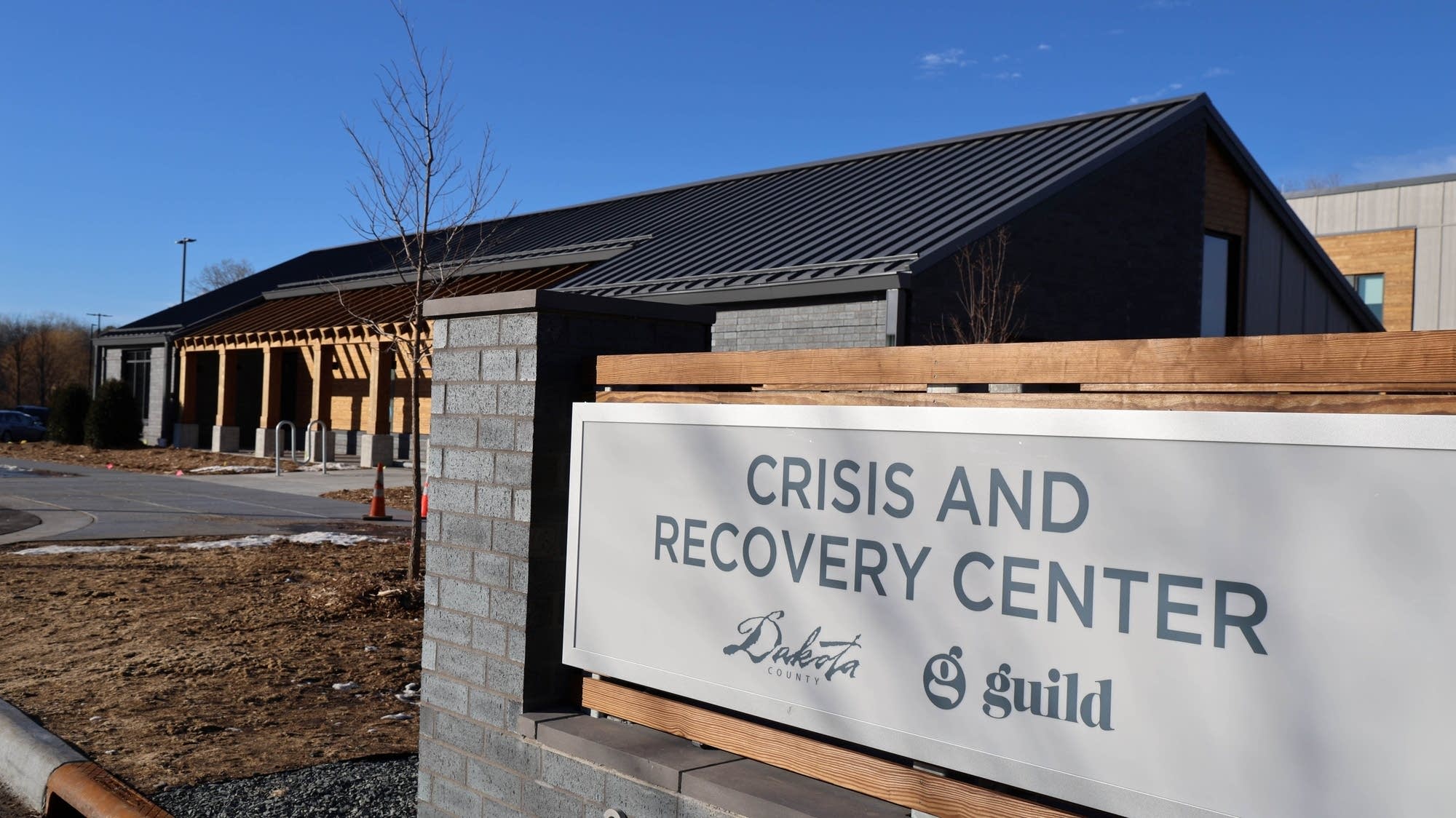 New mental health crisis and recovery center opens in West St. Paul ...