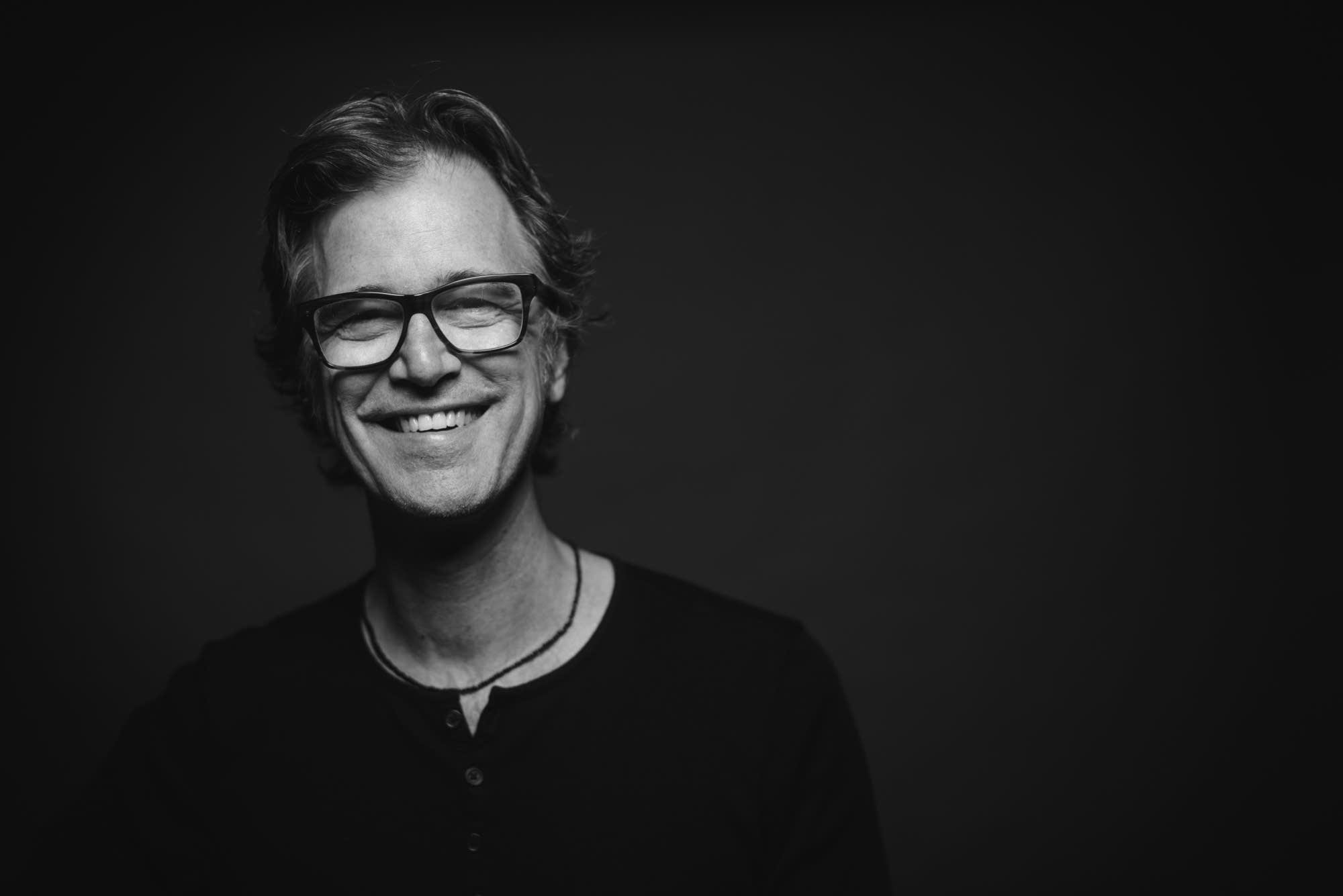 Win passes to an exclusive Dan Wilson performance