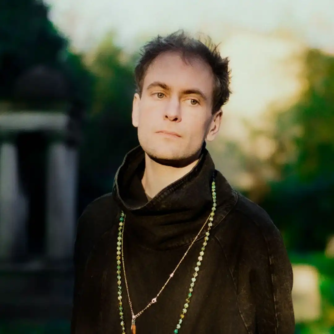 Alabaster DePlume