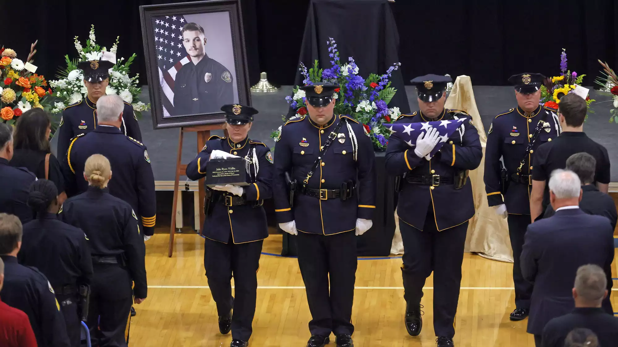Man who killed 1 Fargo officer, hurt 2, was interviewed about guns in ...
