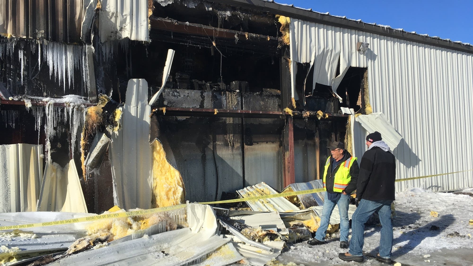 Town of Cook's only grocery burns, but owners vow to rebuild | MPR News