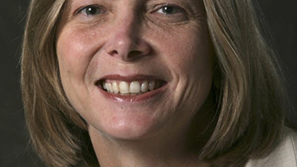 Star Tribune editor heads to Houston | MPR News