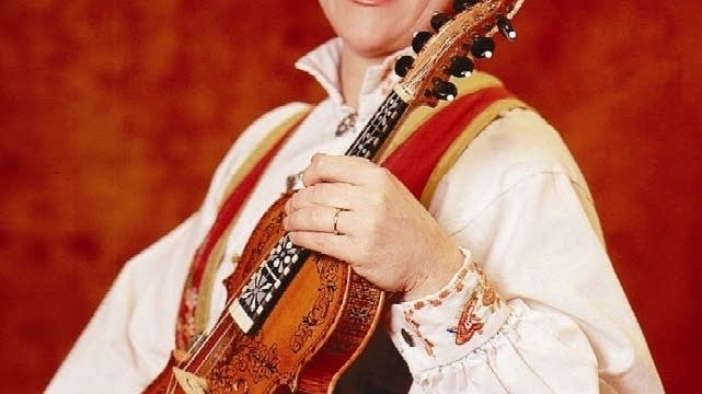 Fiddler explores music to die for | MPR News