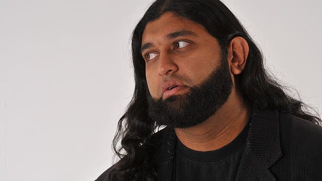 Muslim comedian performs in Minnesota | MPR News