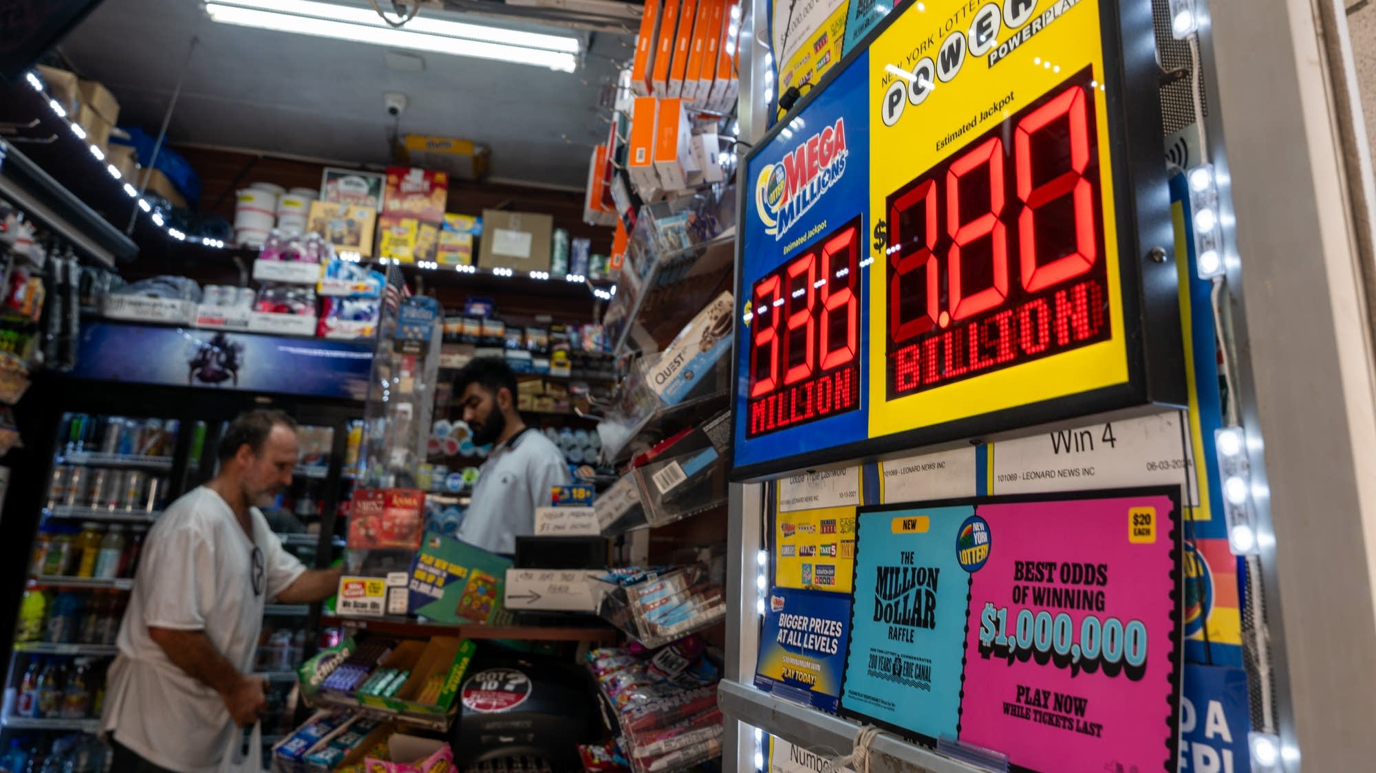 $1.8 billion Powerball jackpot boosts convenience store business