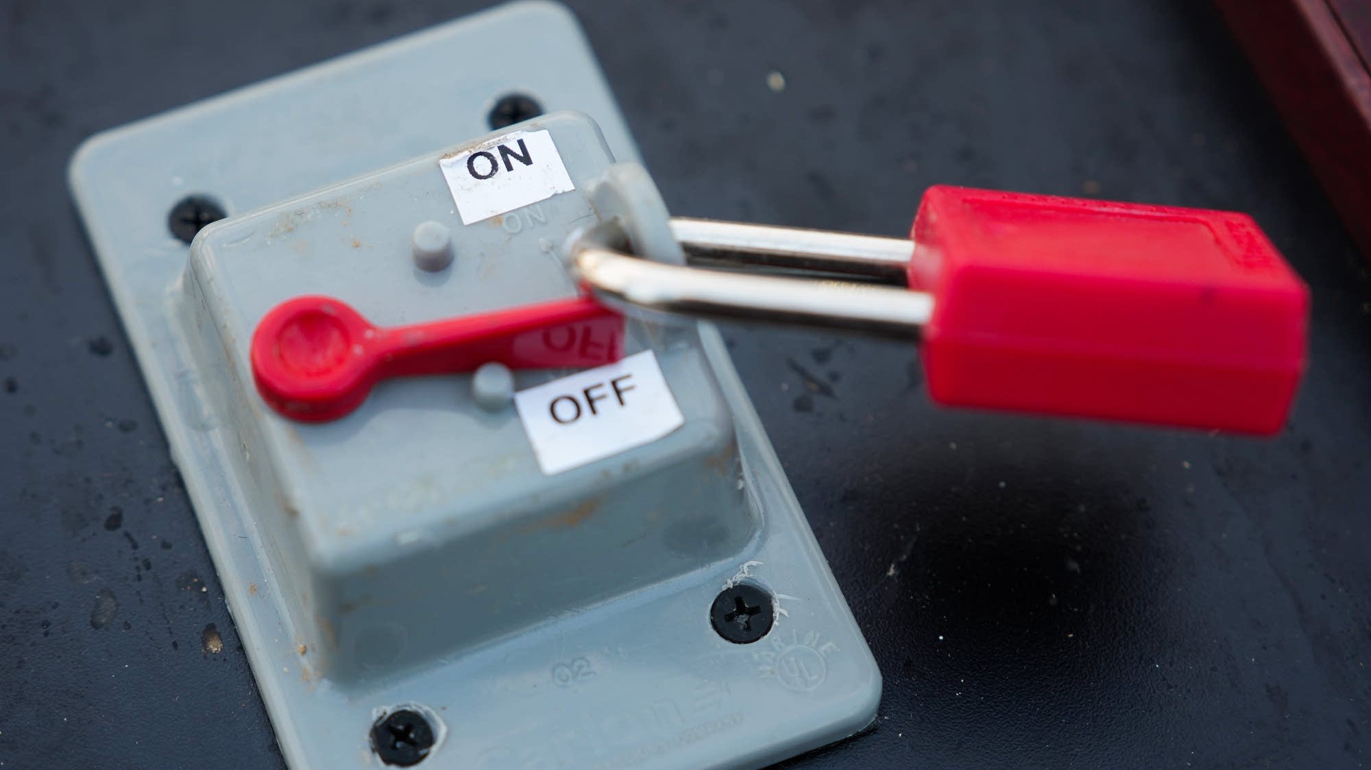 A movement to take power public