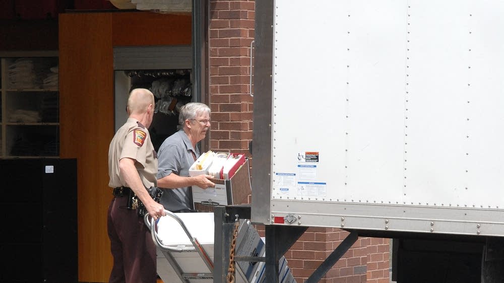 Denny Hecker prepares to sue GMAC amid investigation | MPR News