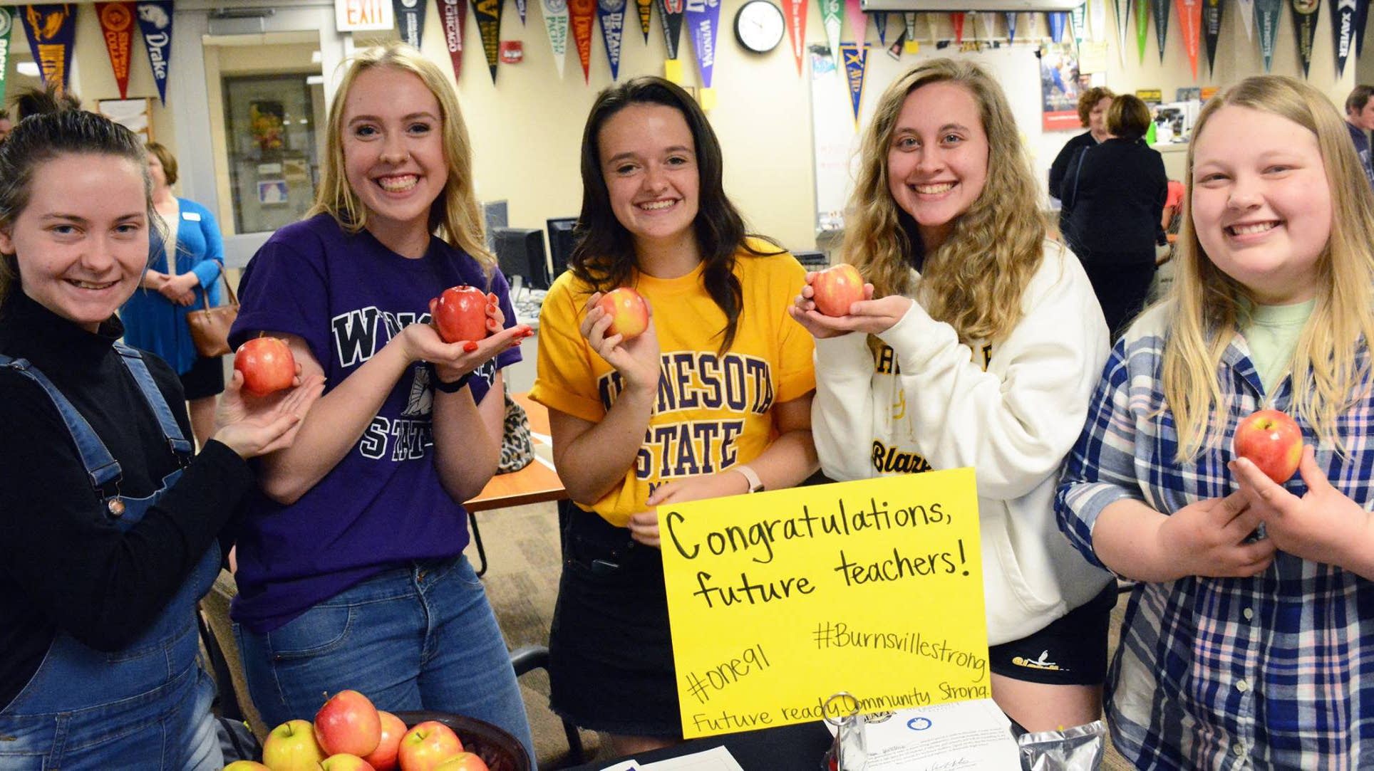 Signing Ceremony Message It s OK To Be A Teacher MPR News Signing Ceremony Message It s OK To Be A Teacher MPR News
