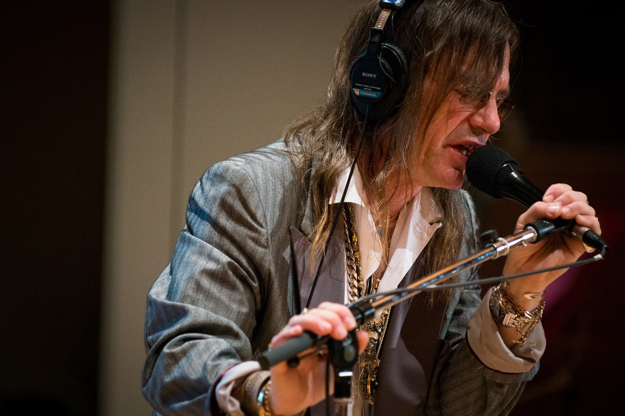 New Music 2025 - This is supposed to be upbeat, not uptight. - Books ...