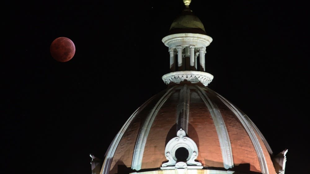 Photos from the 'blood moon' lunar eclipse | MPR News