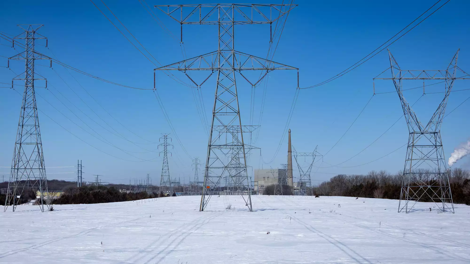 Clean energy will require more power lines, but who should get to build ...