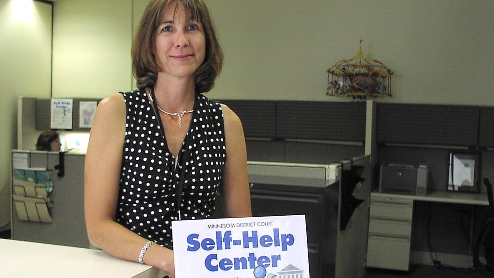 Do-it-yourself litigators get a hand from state | MPR News