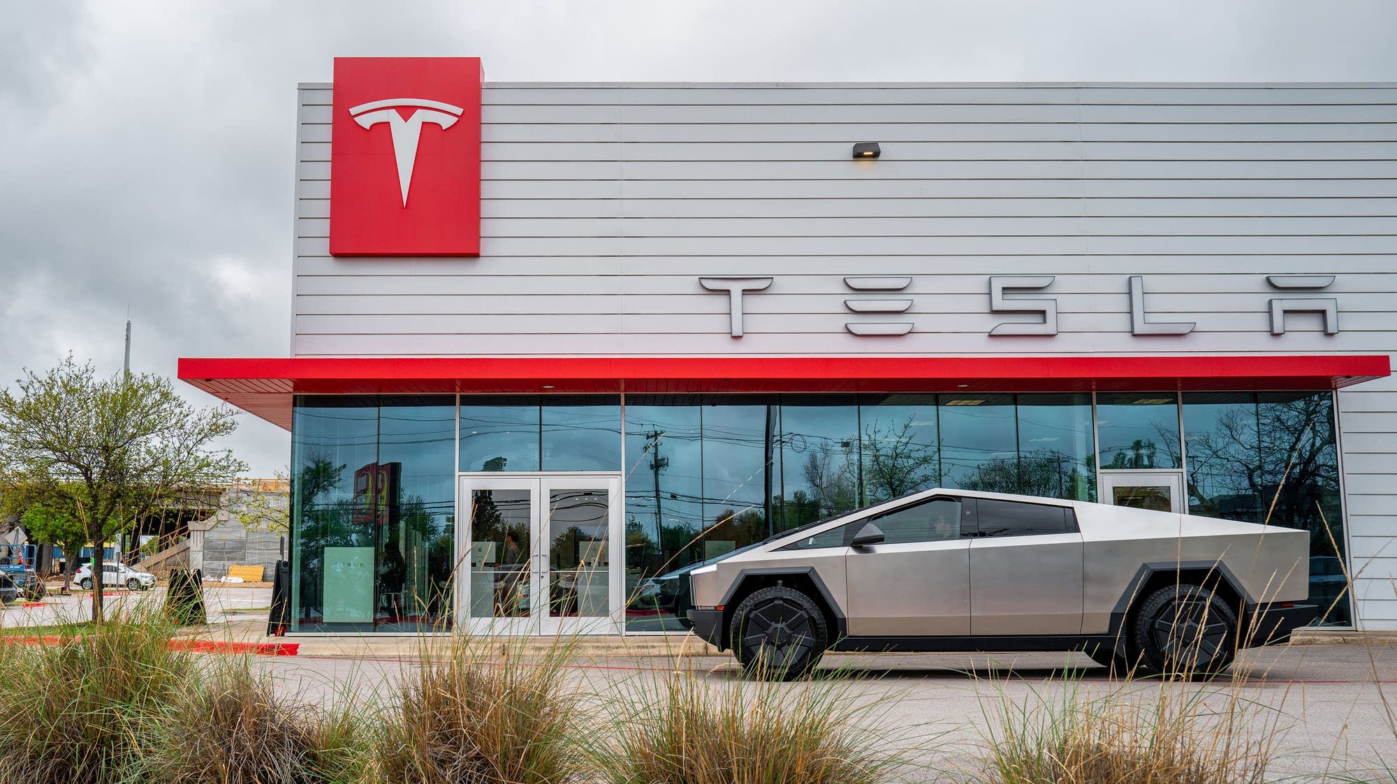 Tesla experiences headwinds as it releases Q2 results
