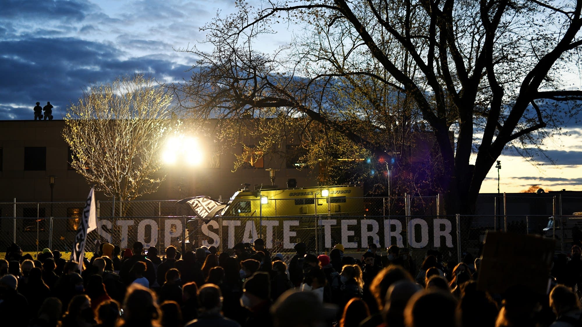 Seventh night of protests in Brooklyn Center ends without confrontation ...