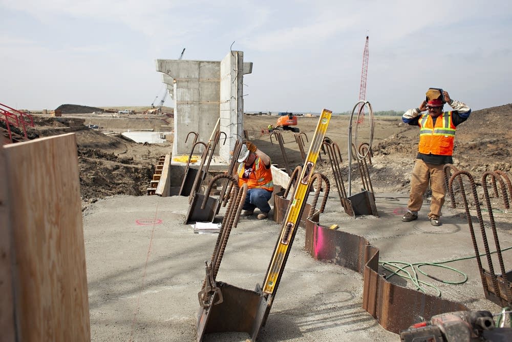 Fargo-Moorhead diversion project construction picks up pace | MPR News